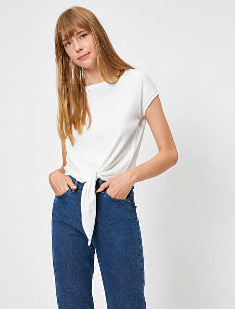 Koton Kadın Kısa Kollu Önden Bağlamalı Tişört