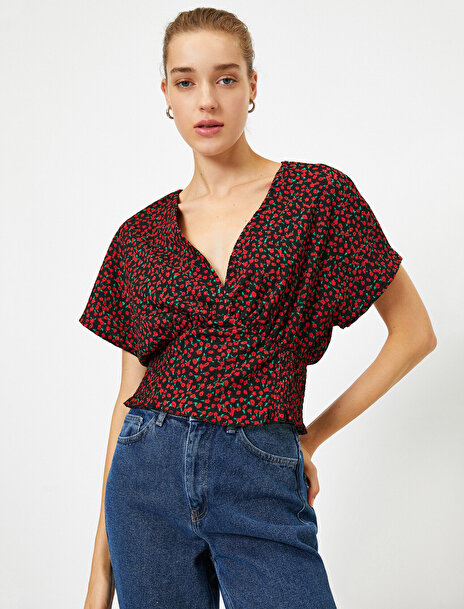 Koton Kadın Çiçek Desenlli Beli Büzgülü Kısa Kollu Tişört