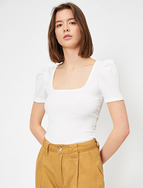 Koton Kadın Kare Yaka Dar Kesim Tişört