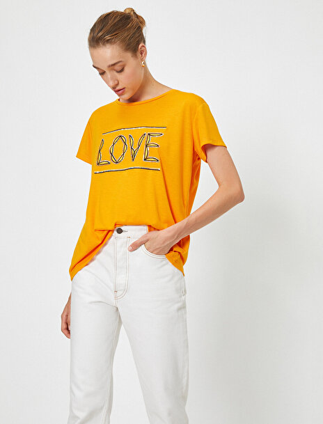 Koton Kadın Bisiklet Yaka Kusa Kollu Pullu Tişört