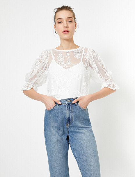 Koton Kadın Bisiklet Yaka Kısa Kollu Dantel Detaylı Tişört