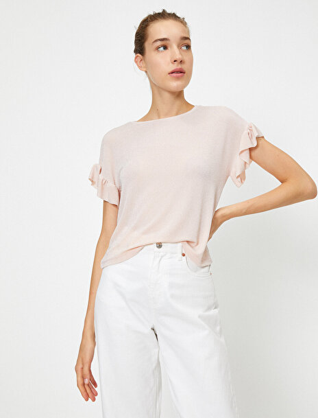 Koton Kadın Bisiklet Yaka Kolları Fırfır Detaylı Tişört