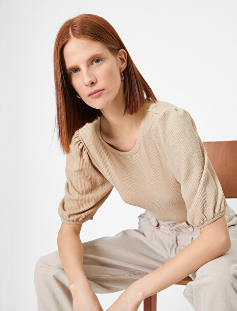 Koton Kadın Bisiklet Yaka Büzgülü Kısa Kollu Tişört