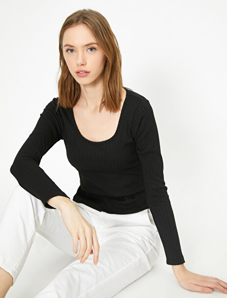 Koton Kadın Oyuk Yaka Uzun Kollu Tişört