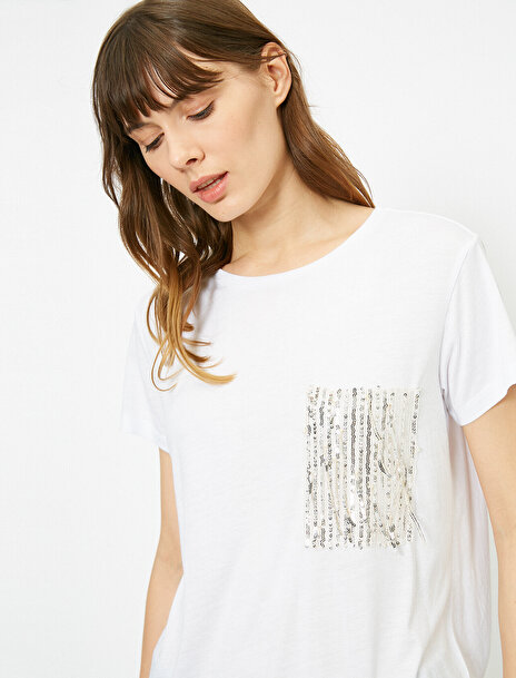 Koton Kadın Pul Payet Cep Detaylı Standart Kalıp Bisiklet Yaka Tişört