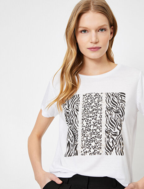 Koton Kadın Leopar/Zebra Baskılı Bisiklet Yaka Standart Kalıp Tişört