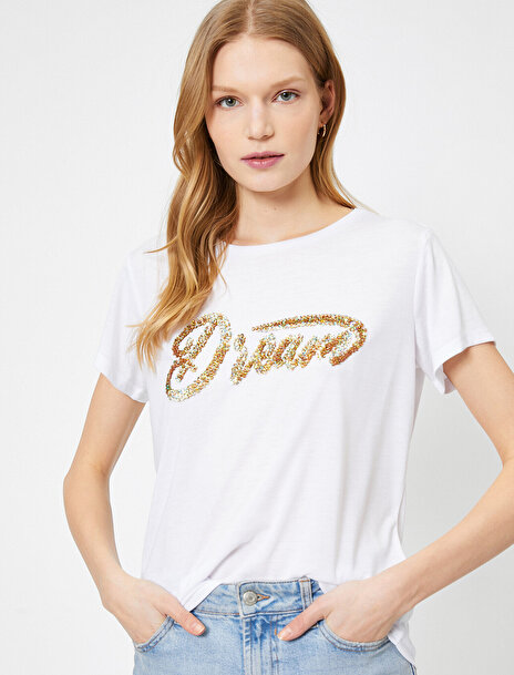 Koton Kadın Pul Payet Detaylı Slogan Bisiklet Yaka Tişört