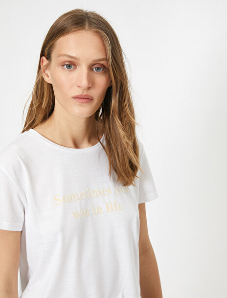 Koton Kadın Yazı Baskılı Bisiklet Yaka Tişört