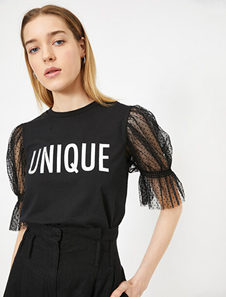 Koton Kadın Yazı Baskılı Bisiklet Yaka Kolları Tül Detaylı Tişört