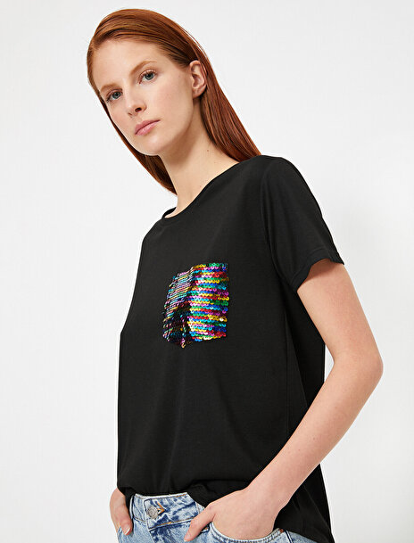 Koton Kadın Pullu Cep Detaylı Kısa Kollu Tişört