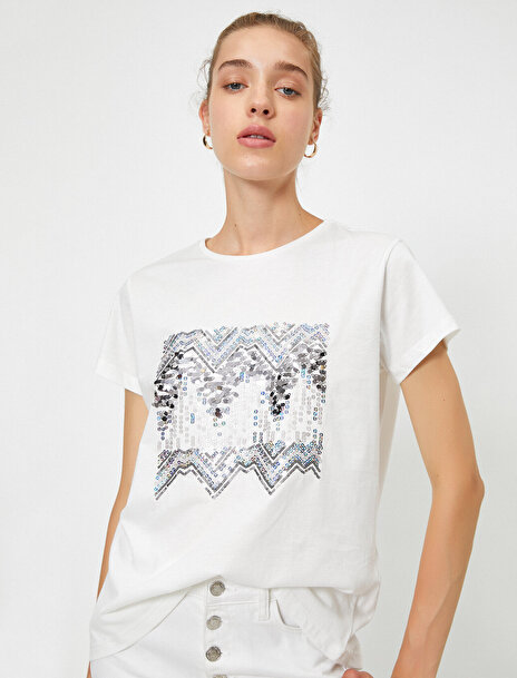 Koton Kadın Bisiklet Yaka Kısa Kollu Pamuklu Pullu Tişört