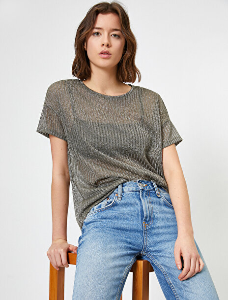 Koton Kadın Parlak Bisiklet Yaka Tişört