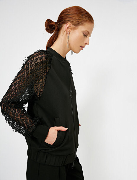 Koton Kadın Dantel Kol Detaylı Fermuarlı Hırka