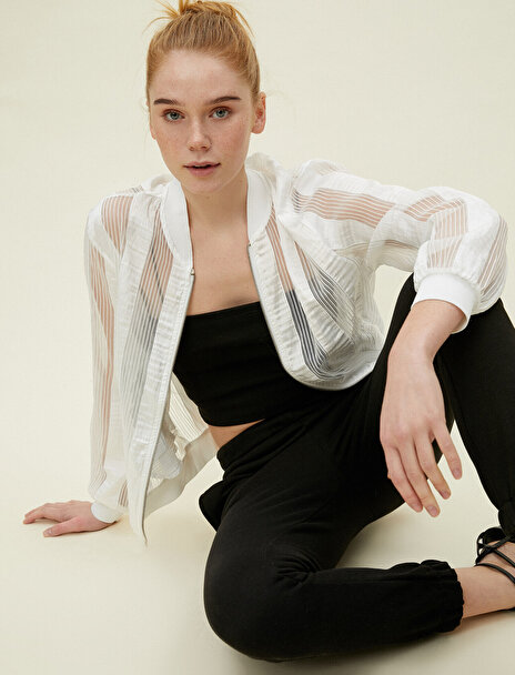 Koton Kadın Transparan Detaylı Fermuarlı Bomber Yaka Ceket