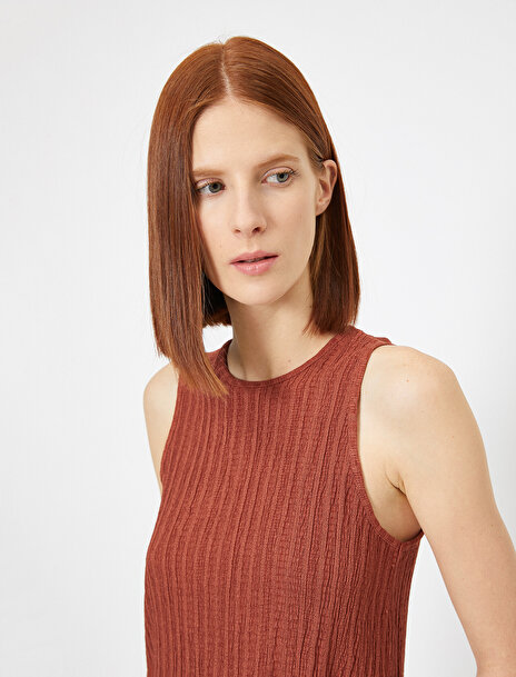 Koton Kadın Kumaş Detaylı Bisiklet Yaka Atlet Koton Kadın Kumaş Detaylı Bisiklet Yaka Atlet