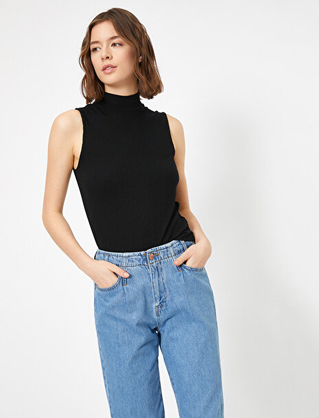 Koton Kadın Yüksek Yaka Atlet