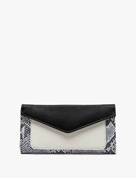 Koton Kadın Hayvan Desenli Deri Görünümlü Cüzdan Koton Kadın Hayvan Desenli Deri Görünümlü Cüzdan