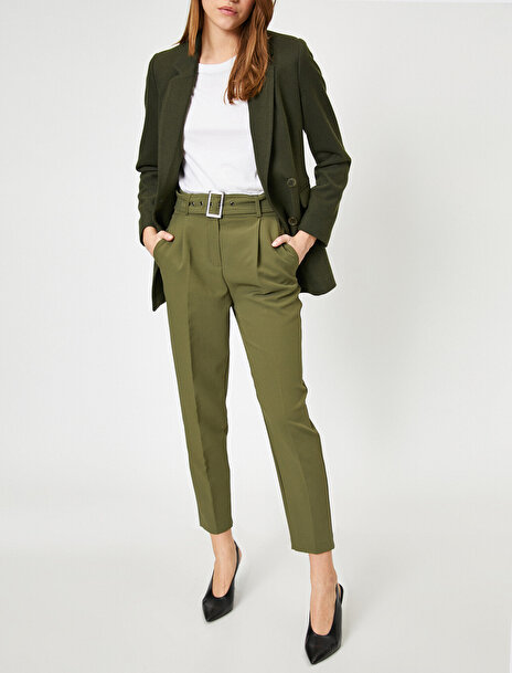 Koton Kadın Kemerli Havuç Kesim Pantolon