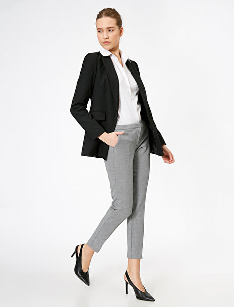 Koton Kadın Ekoseli Basic Pantolon Koton Kadın Ekoseli Basic Pantolon