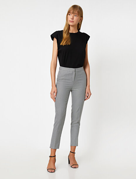 Koton Kadın Ekoseli Basic Pantolon Koton Kadın Ekoseli Basic Pantolon