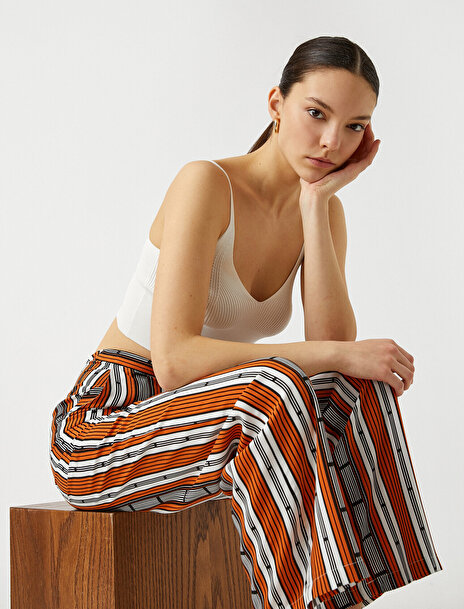 Koton Kadın Desenli Rahat Kesim Pantolon