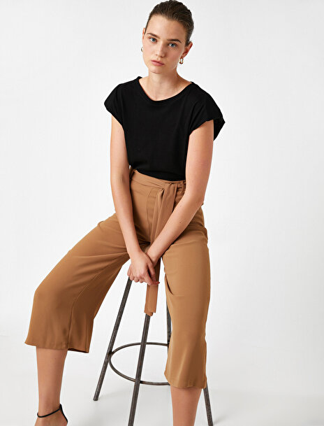 Koton Kadın Kemerli Geniş Paça Pantolon