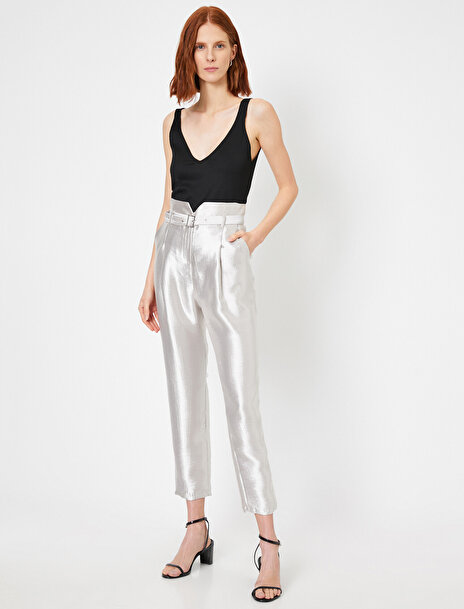 Koton Kadın Kemer Detaylı Parlak Pantolon Koton Kadın Kemer Detaylı Parlak Pantolon
