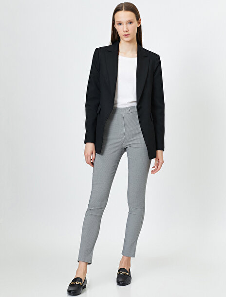 Koton Kadın Ekoseli Slim Fit Pantolon Koton Kadın Ekoseli Slim Fit Pantolon