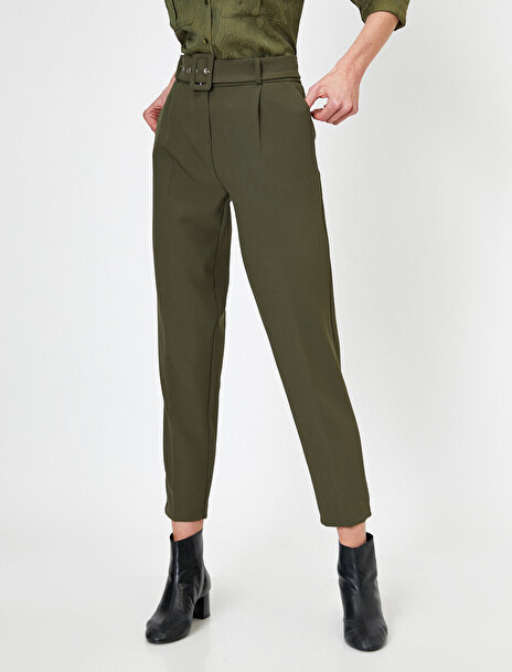 Koton Kadın Yüksek Bel Kemer Detaylı Havuç Pantolon Koton Kadın Yüksek Bel Kemer Detaylı Havuç Pantolon