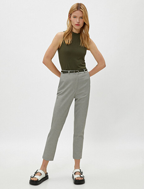 Koton Kadın Kemer Detaylı Ekoseli Pantolon