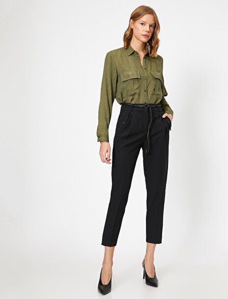 Koton Kadın Kemer Detaylı Pilili Pantolon Koton Kadın Kemer Detaylı Pilili Pantolon