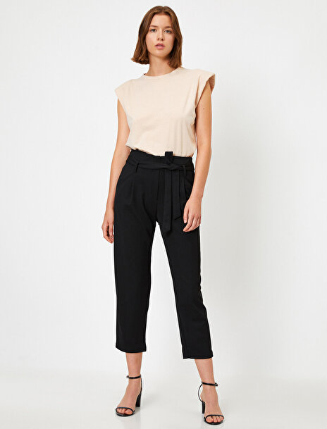 Koton Kadın Cepli Kemerli Pantolon