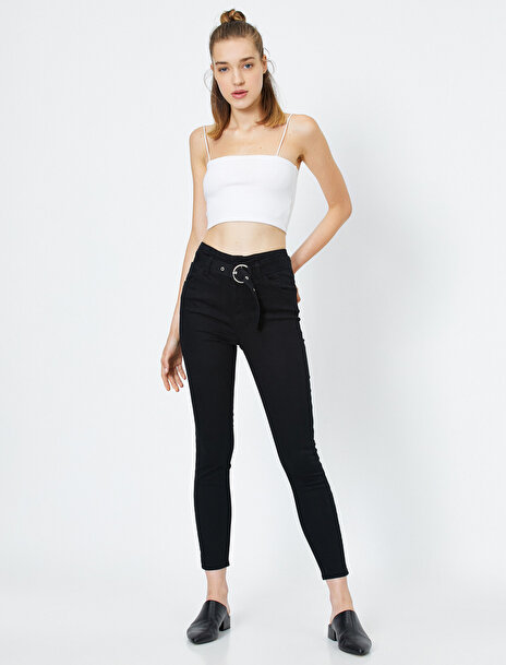 Koton Kadın Kemer Detaylı Slim Fit Cep Detaylı Pantolon Koton Kadın Kemer Detaylı Slim Fit Cep Detaylı Pantolon