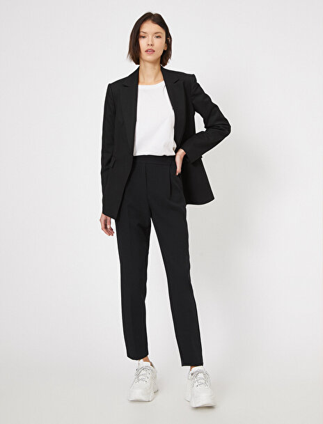 Koton Kadın Normal Bel Havuç Kesim Pilili Pantolon