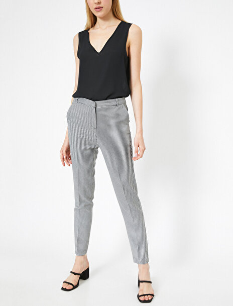 Koton Kadın Düğmeli Dokuma Pantolon