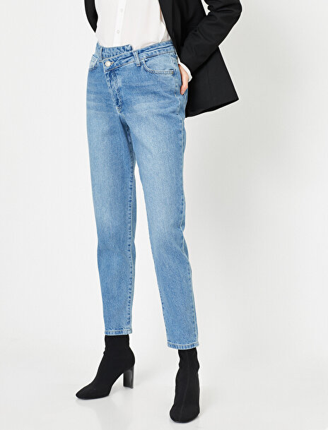 Koton Kadın Mom Jean - Yüksek Bel Rahat Kesim Dar Paça Pantolon