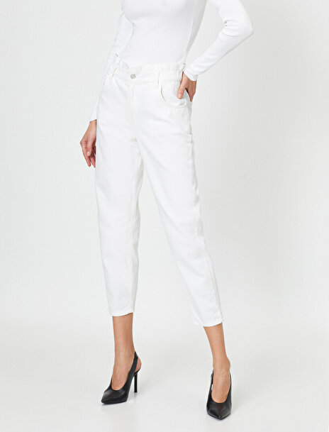 Koton Kadın Slouchy Jean - Yüksek Bel Baldırı Bol Paçada Darlaşan Salaş Kesim Pantolon Koton Kadın Slouchy Jean - Yüksek Bel Baldırı Bol Paçada Darlaşan Salaş Kesim Pantolon