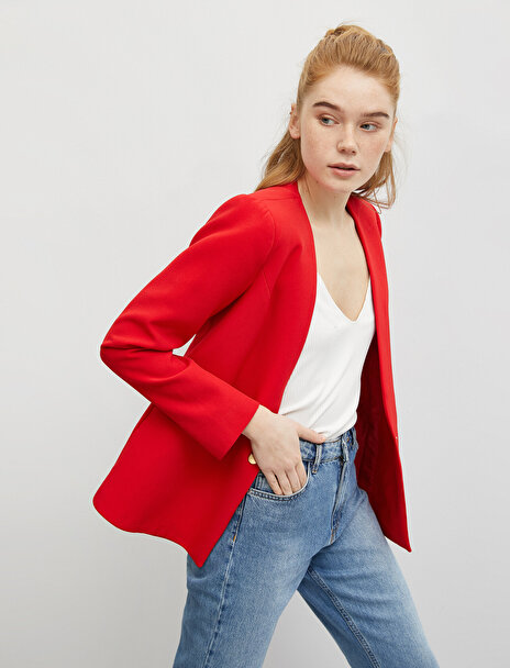 Koton Kadın V Yaka Metal Düğme Detaylı Kruvaze Blazer Ceket Koton Kadın V Yaka Metal Düğme Detaylı Kruvaze Blazer Ceket