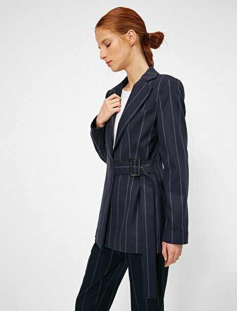 Koton Kadın Çizgili Kemer Detaylı Uzun Blazer