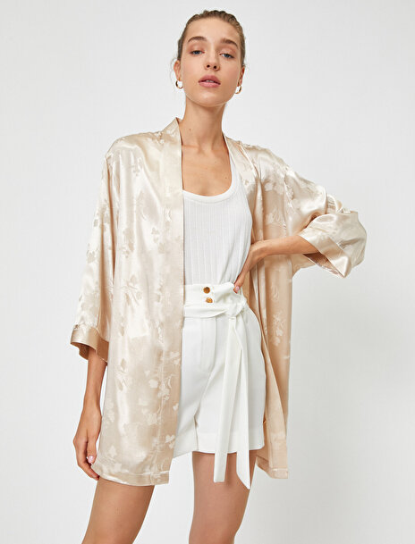 Koton Kadın Çiçek Desenli Jakar Kimono Koton Kadın Çiçek Desenli Jakar Kimono