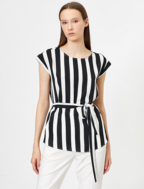 Koton Kadın Çizgili Beli Bağlamalı Kısa Kollu Bluz