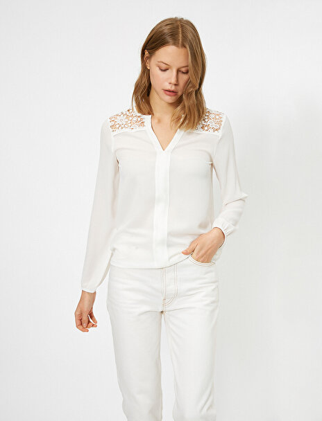 Koton Kadın Dantel Detaylı Uzun Kollu Bluz