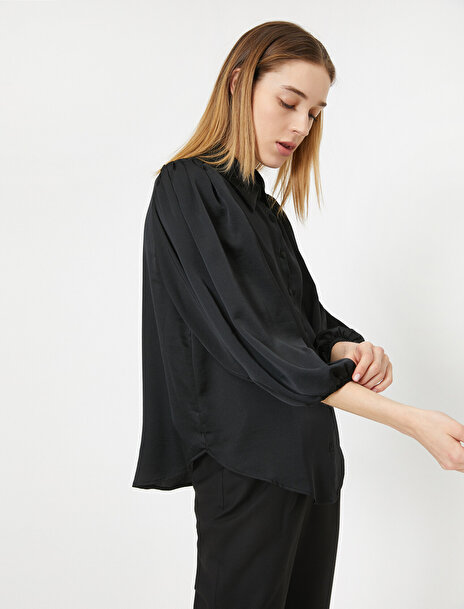 Koton Kadın Klasik Yaka Uzun Kollu Düğme Detaylı Gömlek Koton Kadın Klasik Yaka Uzun Kollu Düğme Detaylı Gömlek