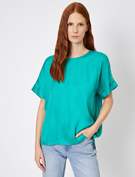 Koton Kadın Kısa Kollu Bisiklet Yaka Saten Bluz