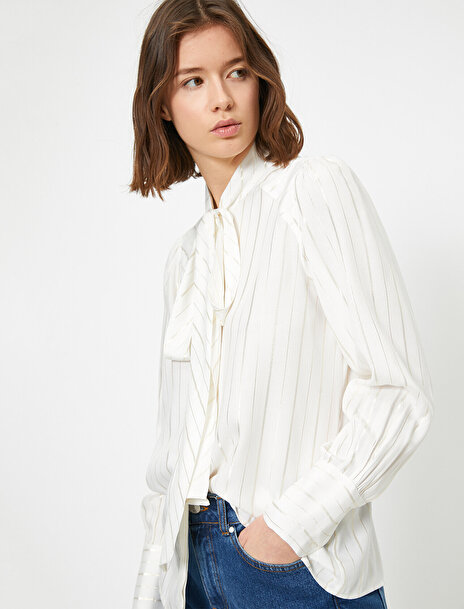 Koton Kadın Uzun Kollu Fular Yaka Gömlek