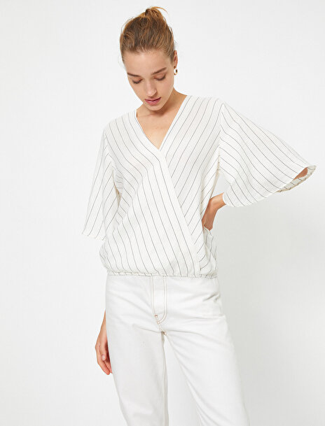 Koton Kadın V Yaka 3/4 Kollu Çizgili Wrap Bluz Koton Kadın V Yaka 3/4 Kollu Çizgili Wrap Bluz