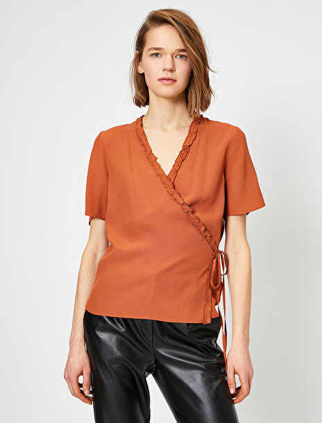 Koton Kadın Kısa Kollu Anvelop Bluz