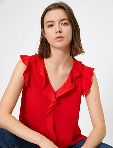 Koton Kadın Volan Detaylı Bluz