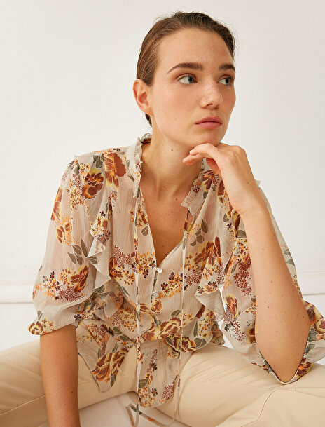 Koton Kadın Çiçek Desenli Yaka Bağlamalı Uzun Kollu Fırfır Detaylı Gömlek