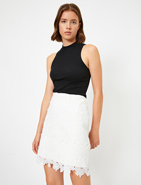 Koton Kadın Dantelli Mini Etek